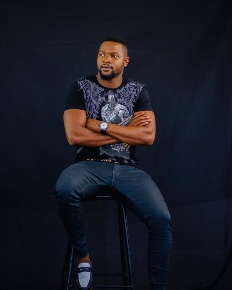 10 interesting facts about Mike Ndlangamandla. - Soapie Celebs