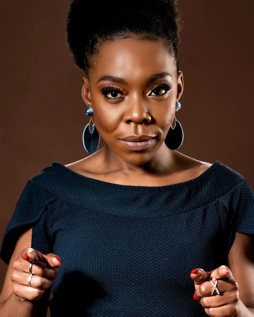 10 interesting facts about Nqobile Sipamla AKA Thokozile from Imbewu ...