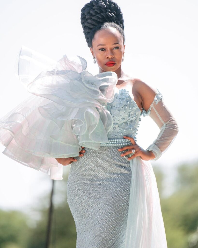 Sindi Dlathu life story AKA Lindiwe on the River. - Soapie Celebs