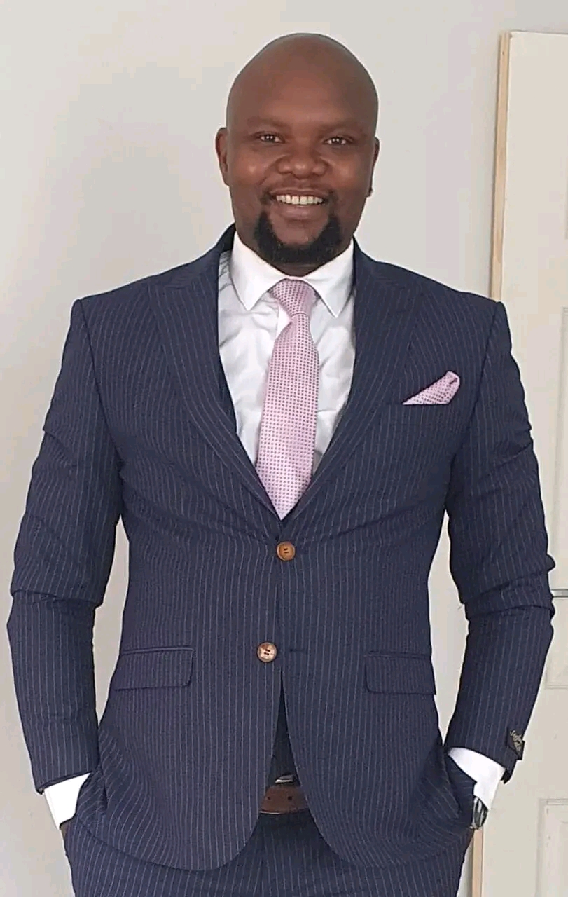 Sam Shale biography AKA Uncle Phomolo from Skeem Saam. - Soapie Celebs