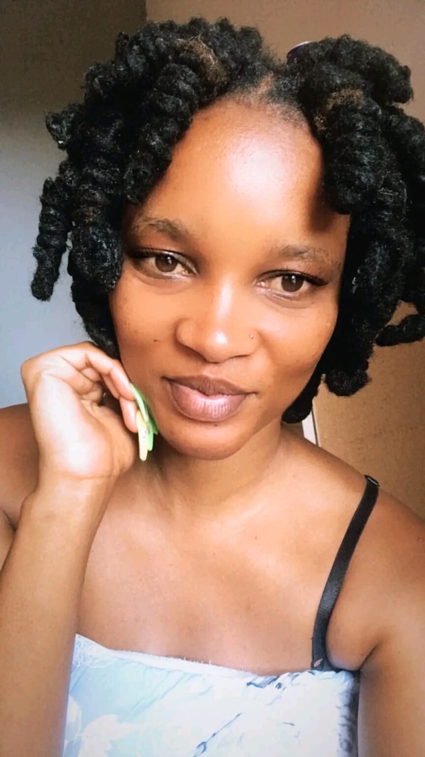 Asanda Hanabe biography AKA Phumuzile from Identity. - Soapie Celebs