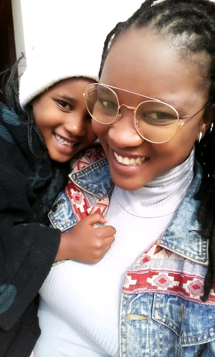 Asanda Hanabe biography AKA Phumuzile from Identity. - Soapie Celebs