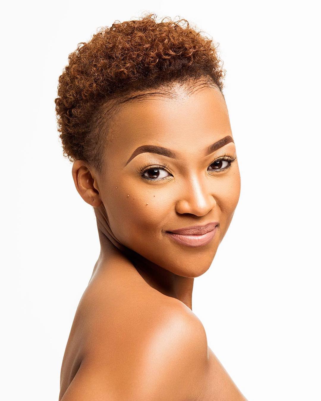 Who is Mmarona Motshegoa? Age and Husband. - Soapie Celebs