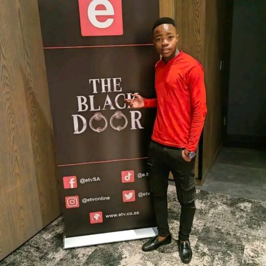 Kwanda Manyathi biography AKA Velaphi on the Black Door. - Soapie Celebs