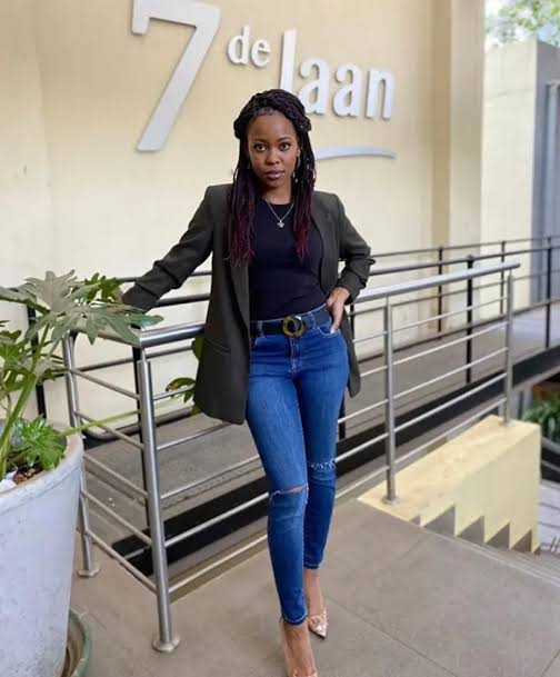 Dimpho More AKA Phindile on BET's Isono - Soapie Celebs