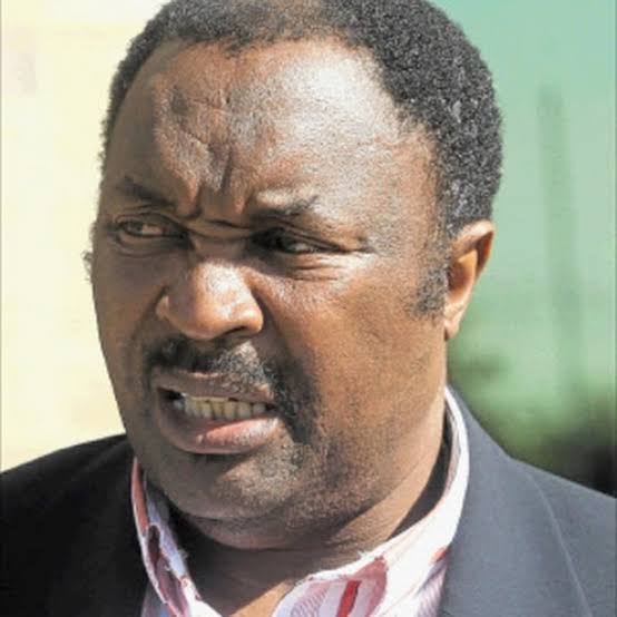 Who exactly is Jomo Sono Biography, age, education, and football career ...